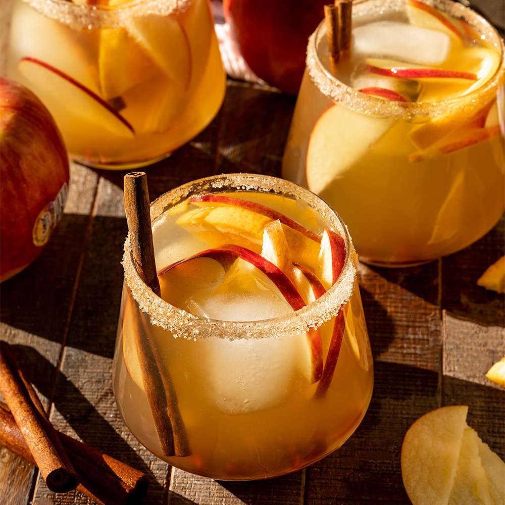 Cosmic Crisp Apple Cinnamon Rolls - Superfresh Growers