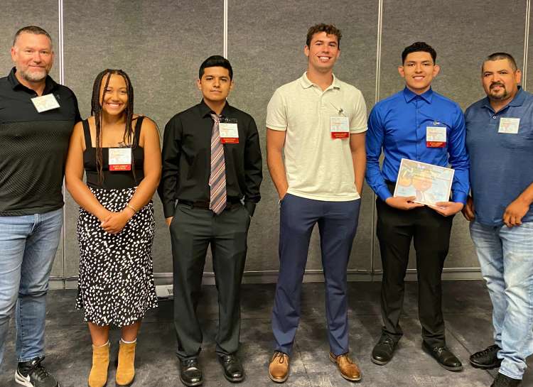 Celebrating our 2022 WAEF Recipients - Superfresh Growers